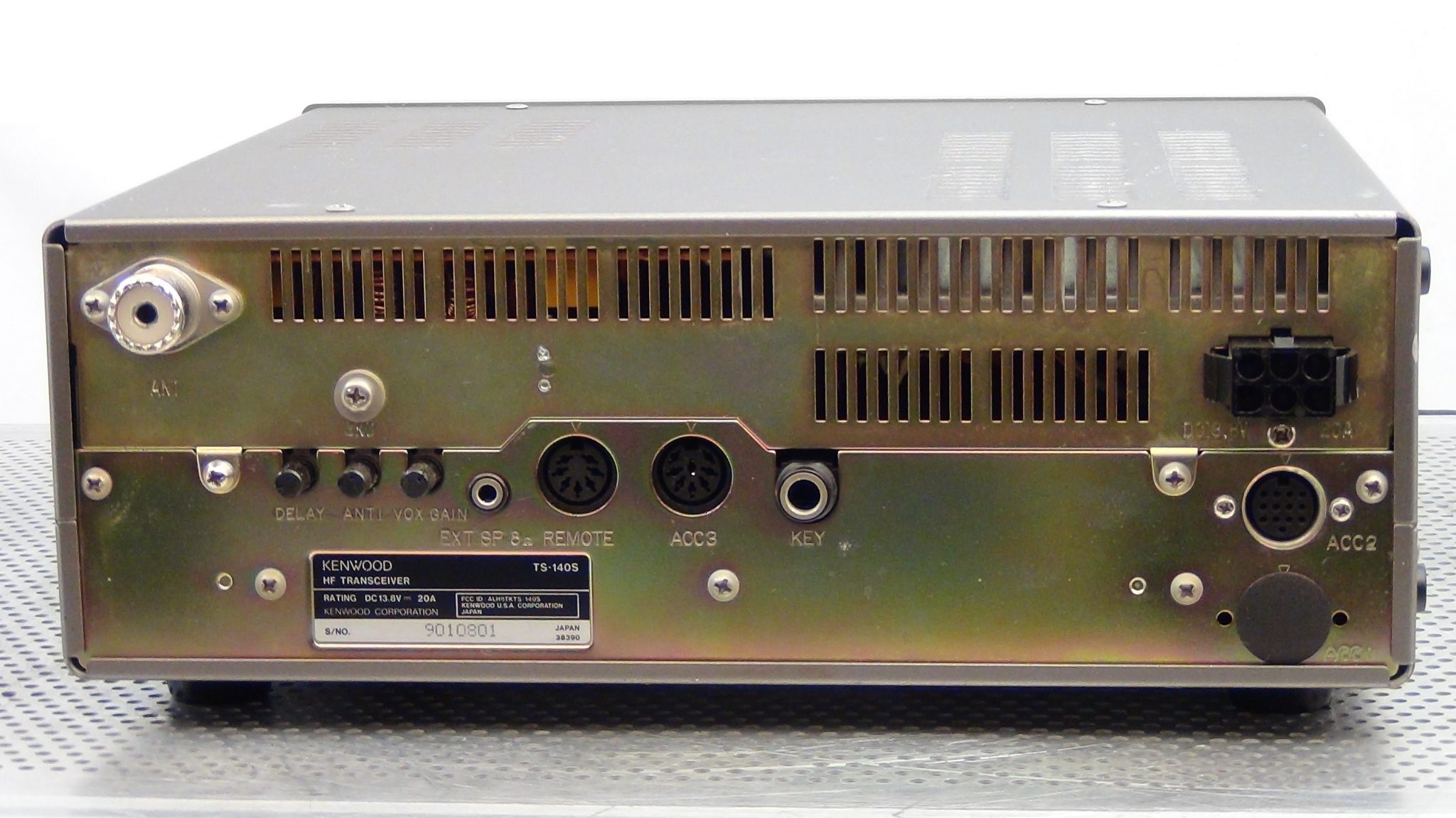 Kenwood TS-140s Transceiver – Jahnke Electronics